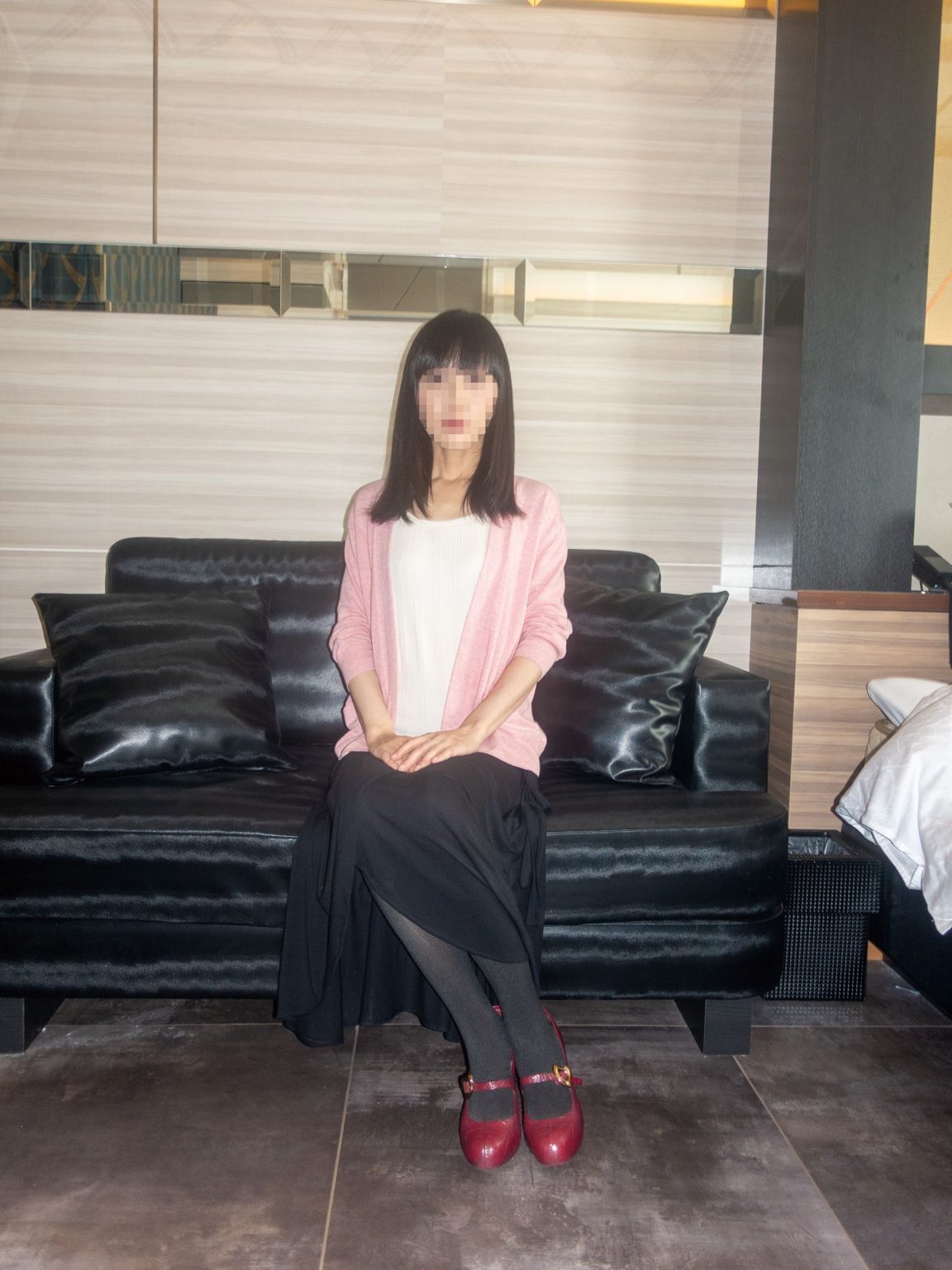 お尻の穴を虐められたい…夫を裏切って少女時代からの恥ずかしい願望を叶えました。前編 変態動画専門サイト マニア秘宝館